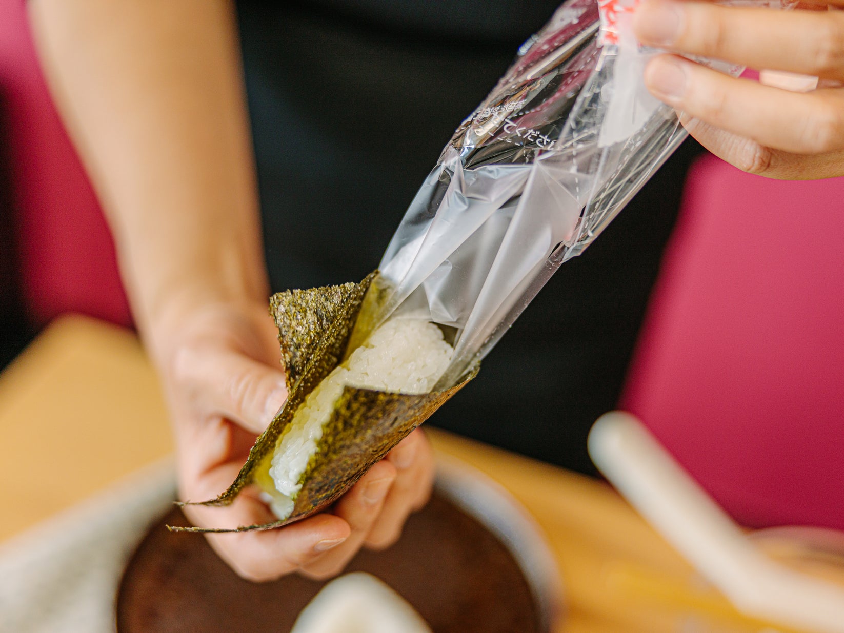 Conbini Onigiri | Plastic sheets for your rice balls – Bento&co