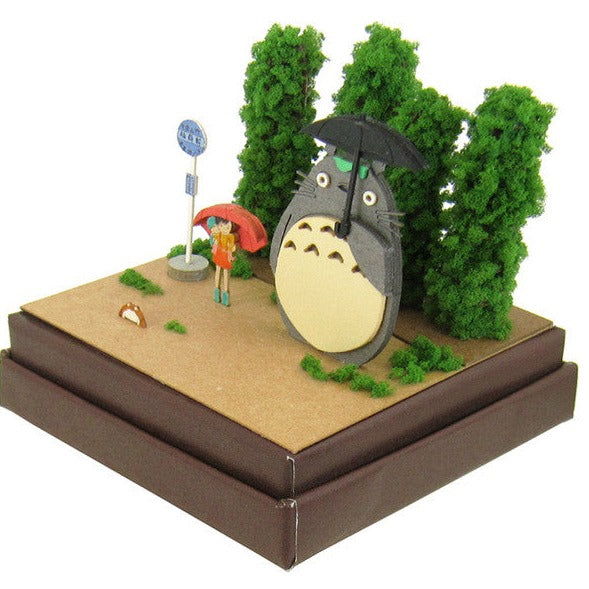 Miniatuart | My Neighbor Totoro: Totoro and the Bus Stop – Bento&co